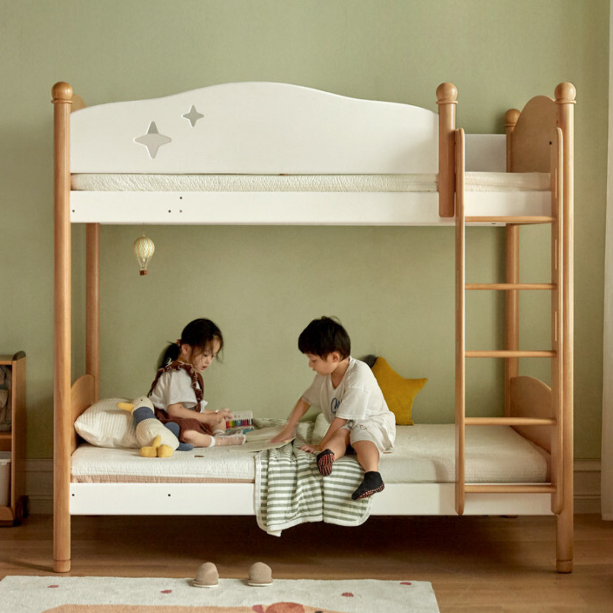 Kids beds