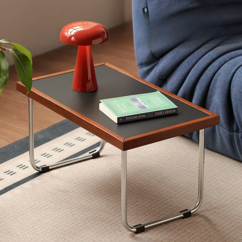 Bay window tables