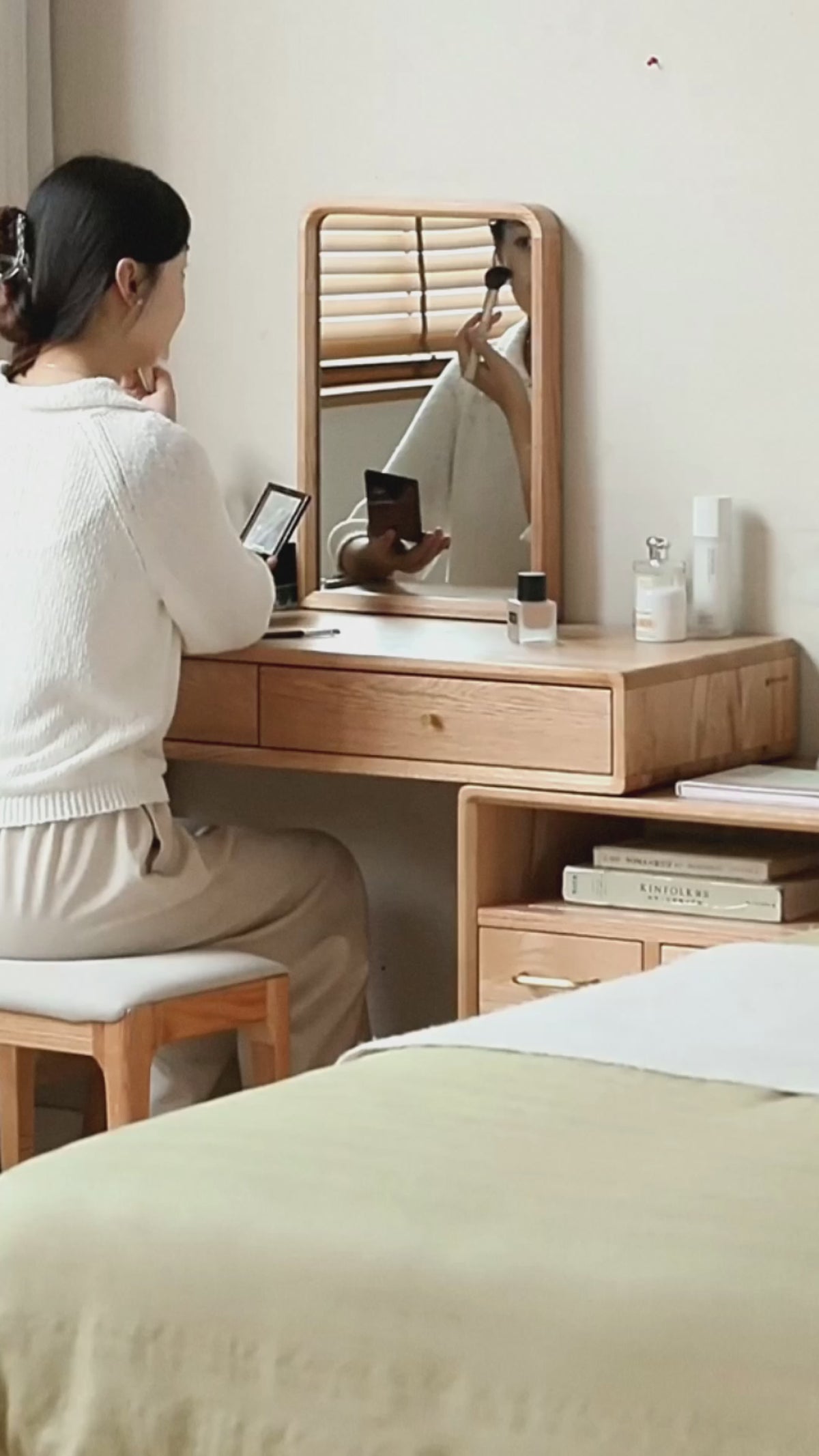 Oak solid wood Telescopic Dressing table cabinet: